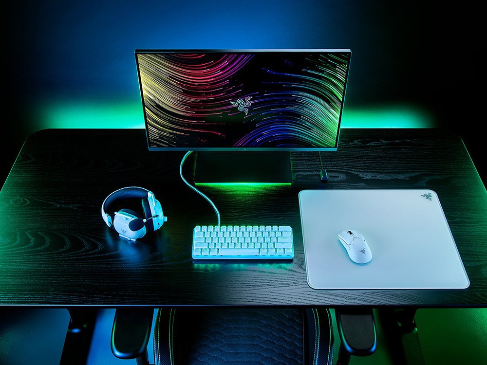Razer Atlas Tempered Glass Gaming Mouse Mat White | Razer Mousepads ...