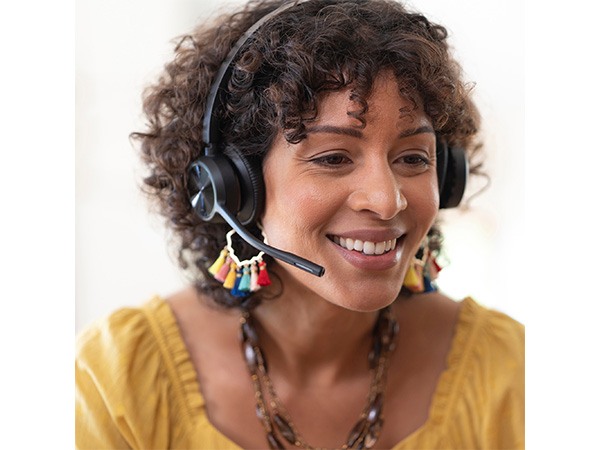 HP Poly Voyager 4320 Wireless Stereo UC-Certified Headset with Charging ...